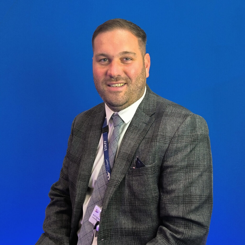 Mr M Thompson - Hull Trinity Academy